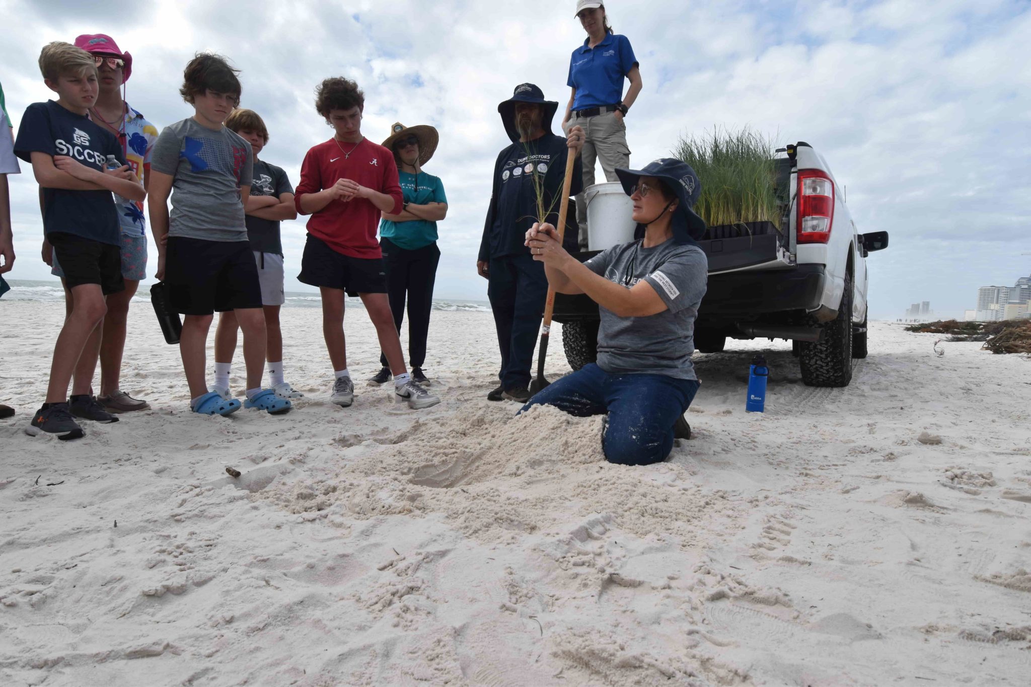 Gulf Shores Students Help Restore the Gulf State Park Pier