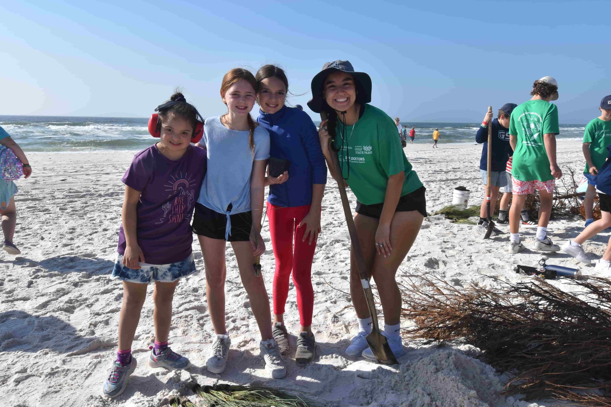 Gulf Shores Students Help Restore the Gulf State Park Pier
